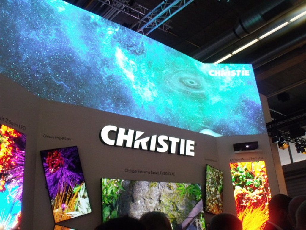 Open House bei Publitec mit Christie - AV-views